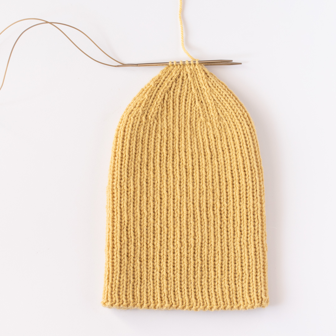 Delicate Light Hat knitting pattern - Mirella Moments